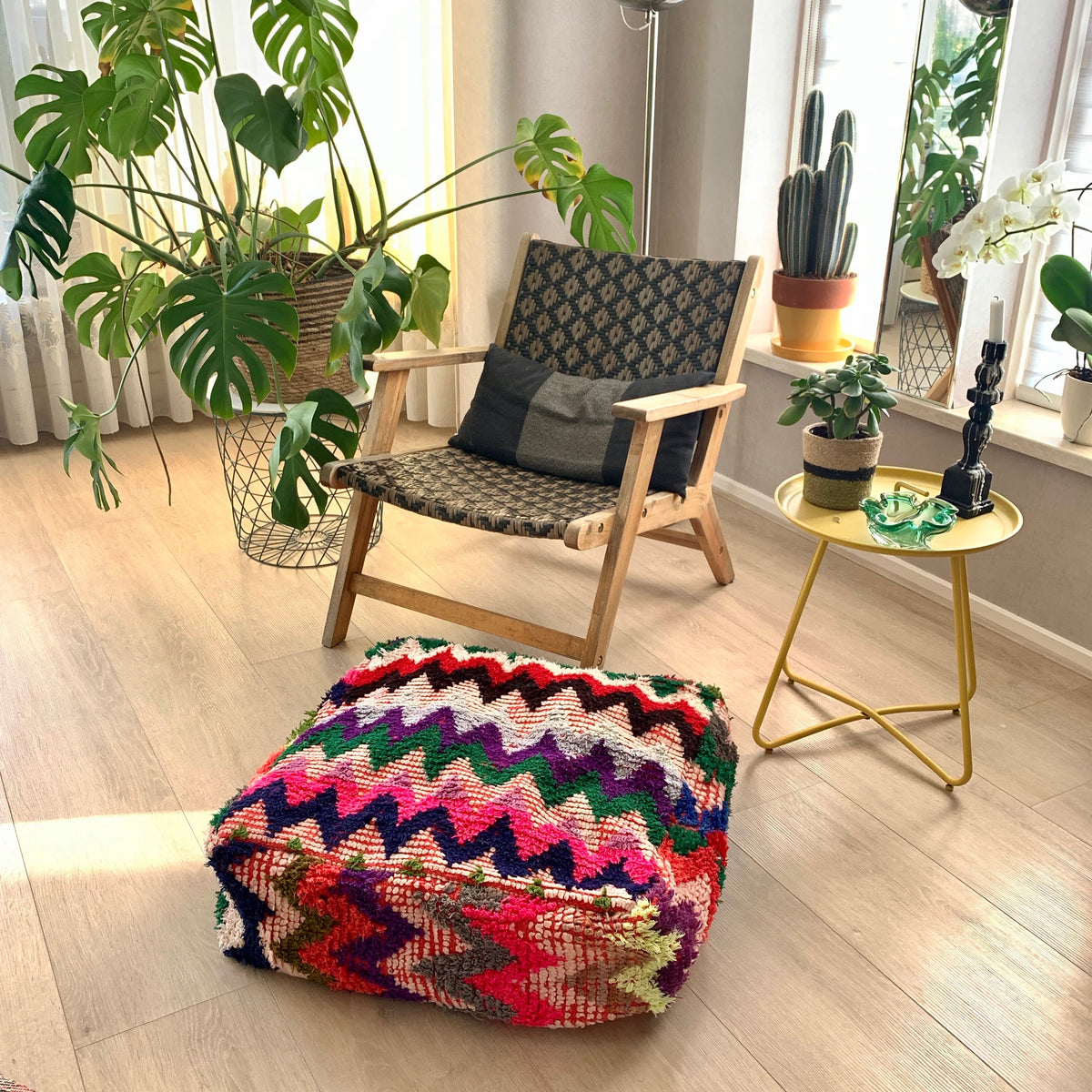 Furniture. – Unique! -World Design-