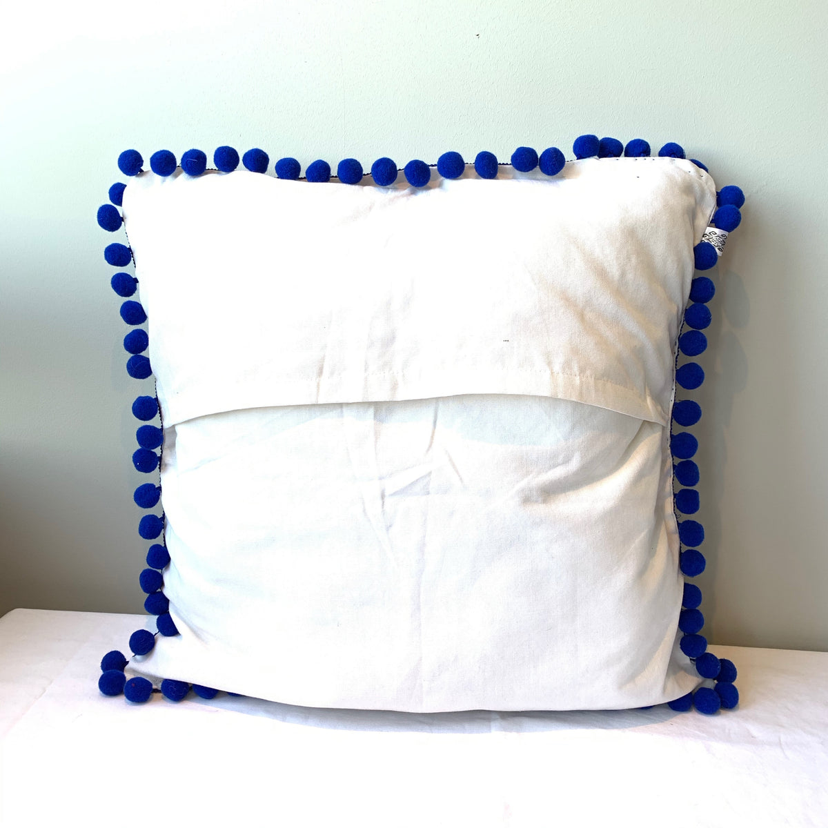 Inkaot/ Insukit Inabel pillow | UniqueWorldDesign – Unique! -World Design-
